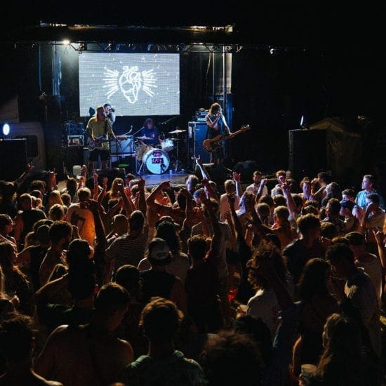 Stoke Travel - Squeeze Every Last Drop Out Of This Travelling Life